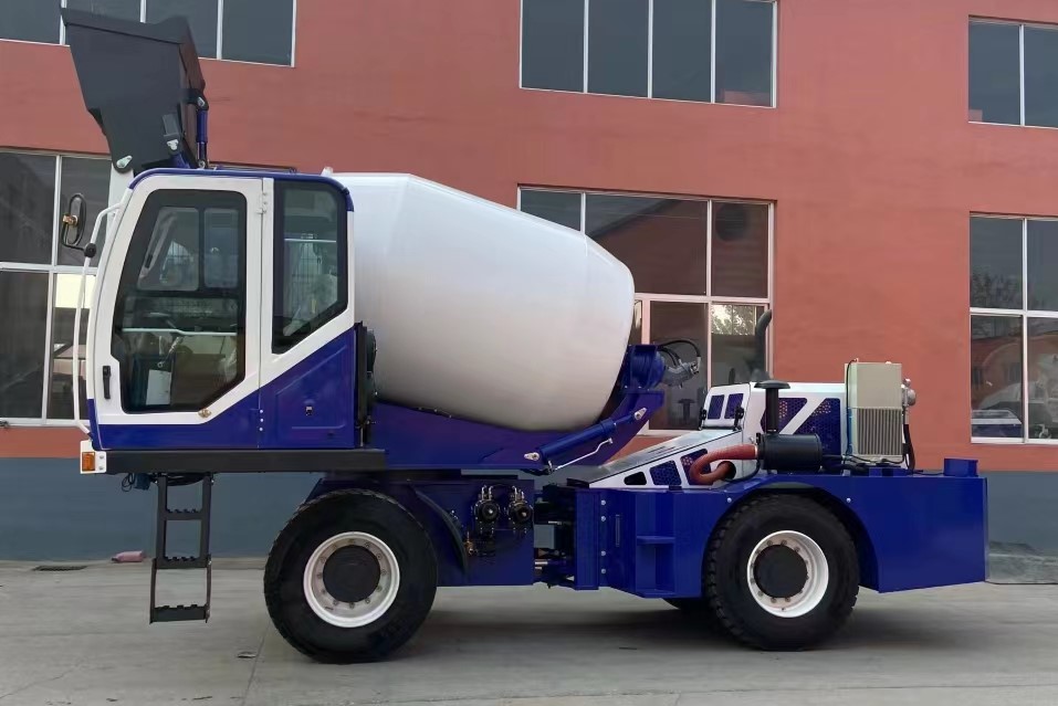 Auto mixer chasis articulado 4 m³ - Precio fabricante